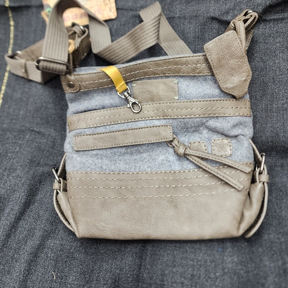 Sherpani | Bags | Sherpani Luna Gray Crossbody Bag | Poshmark